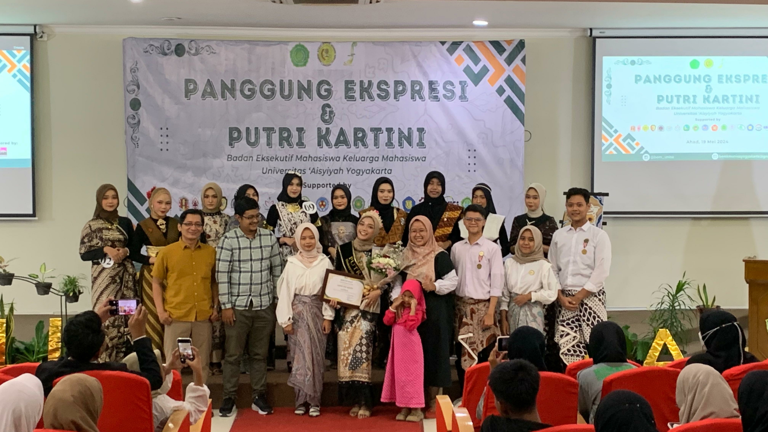 BEM KM UNISA Yogyakarta Holds Expression Stage and Putri Kartini 2024 ...