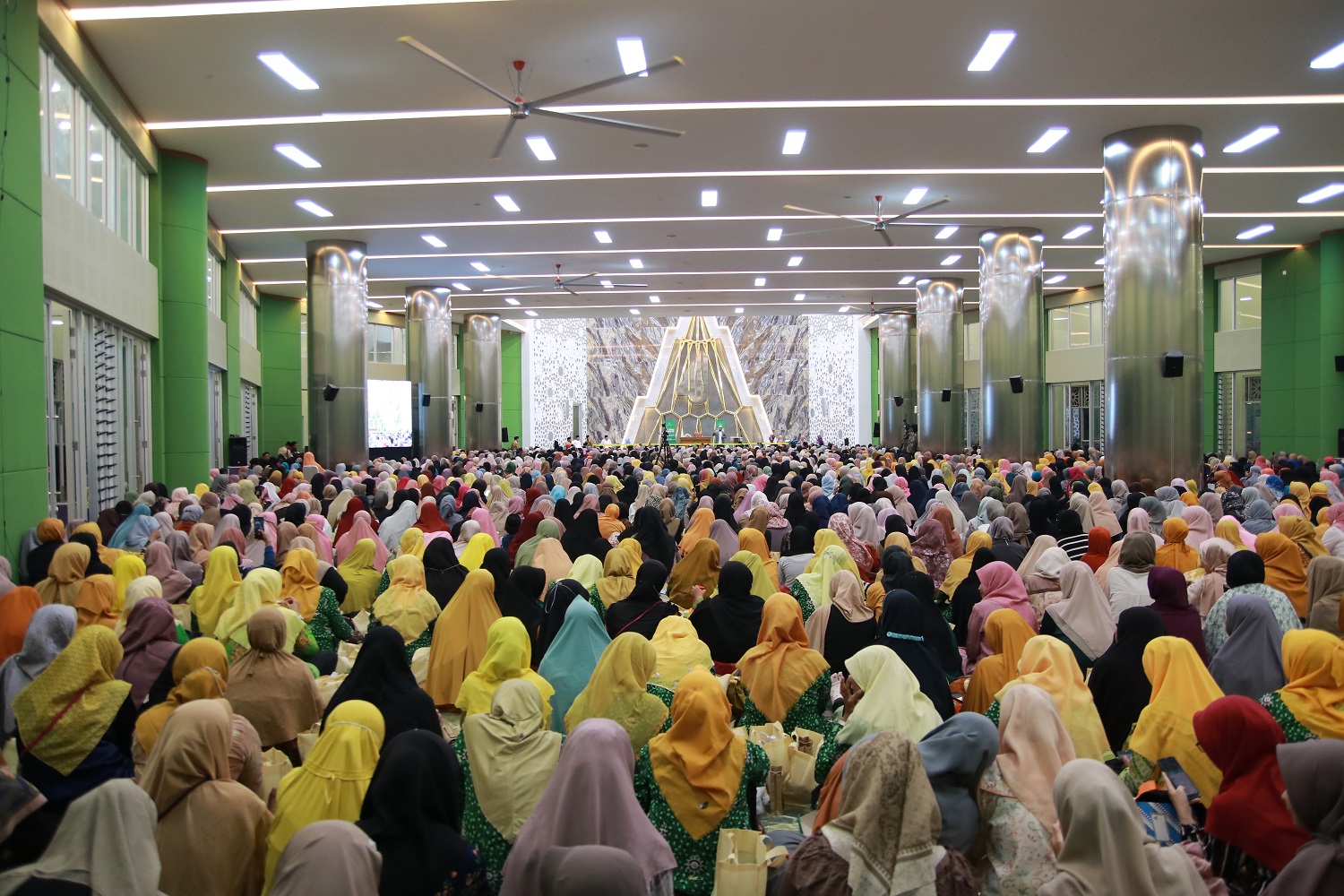 Masjid Walidah Dahlan UNISA Yogyakarta Gelar Pengajian Tarhib Ramadhan Bersama Ust Adi Hidayat ...