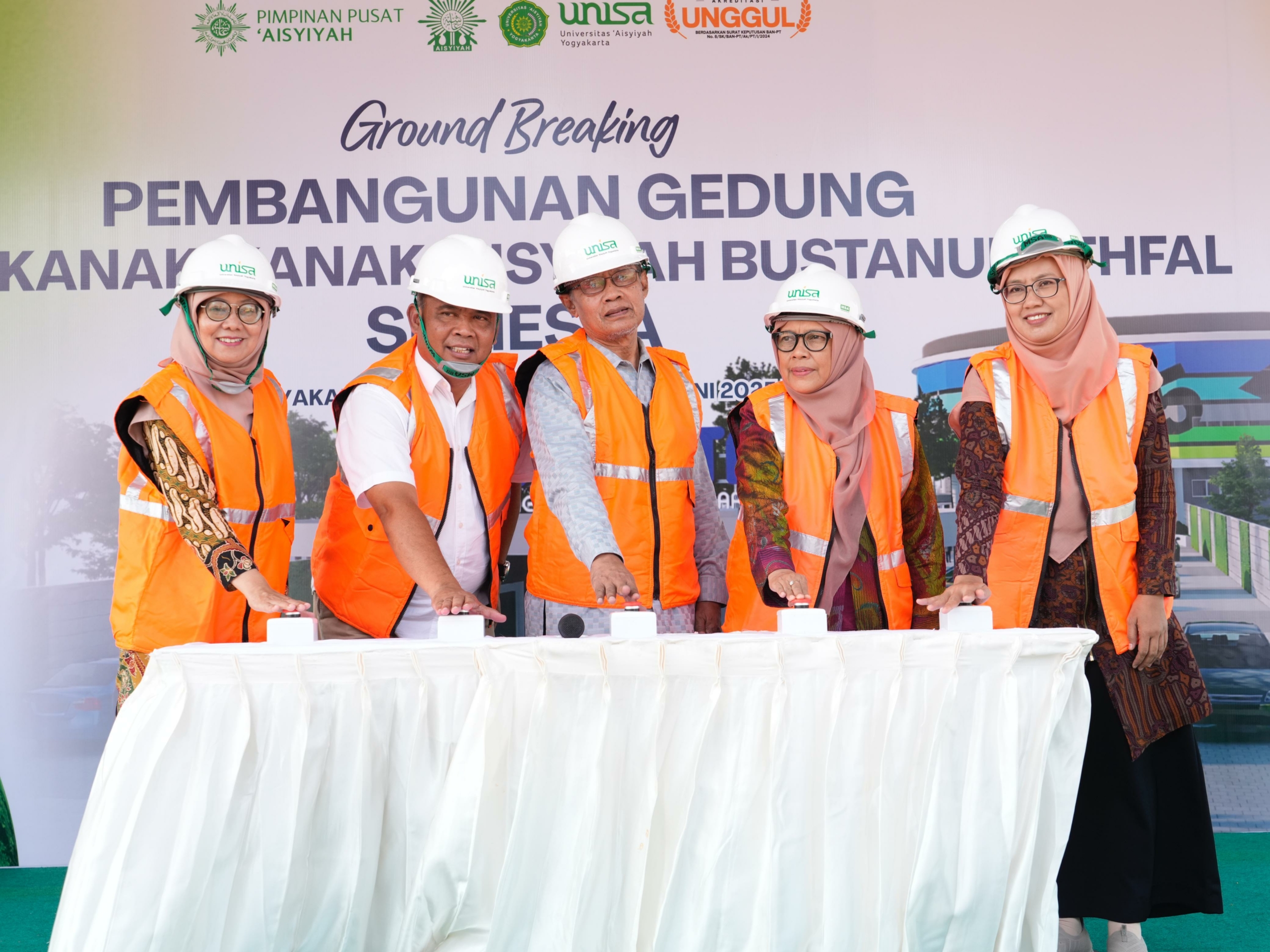 Unisa Yogyakarta Membangun TK ABA Semesta