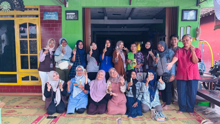 Ciptakan Spray Anti DBD dari Sereh